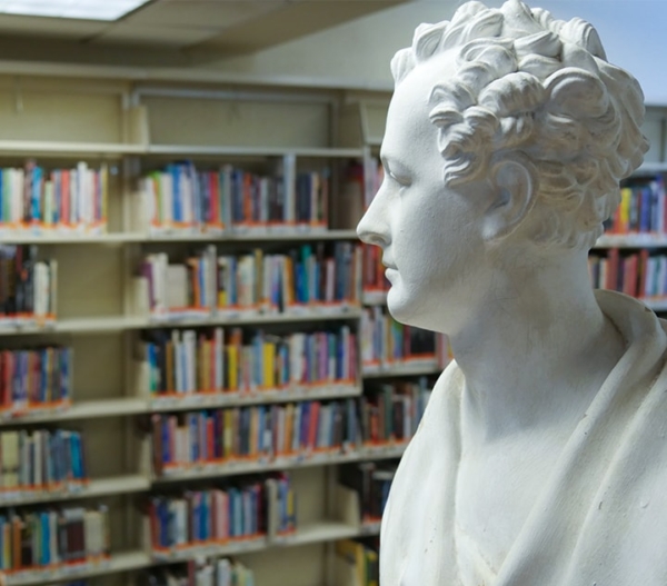 Volunteering – Woonsocket Harris Public Library | Woonsocket, RI